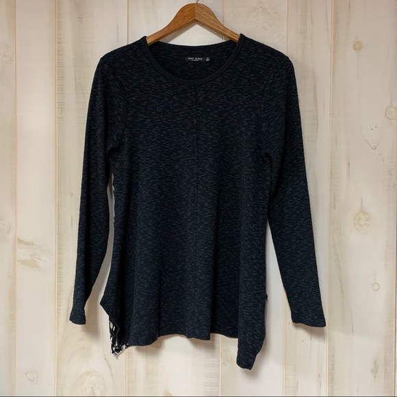 Max Jeans | Tops | Max Jeans Black Graphic Print Back Swing Top M ...